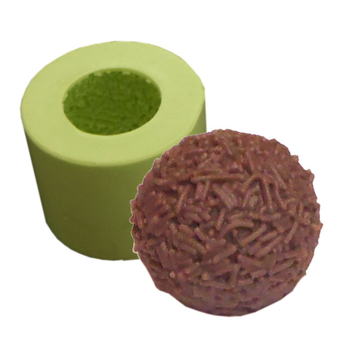 FORMA SILICONE BRIGADEIRO PEQUENO 6376 – Embalaroma